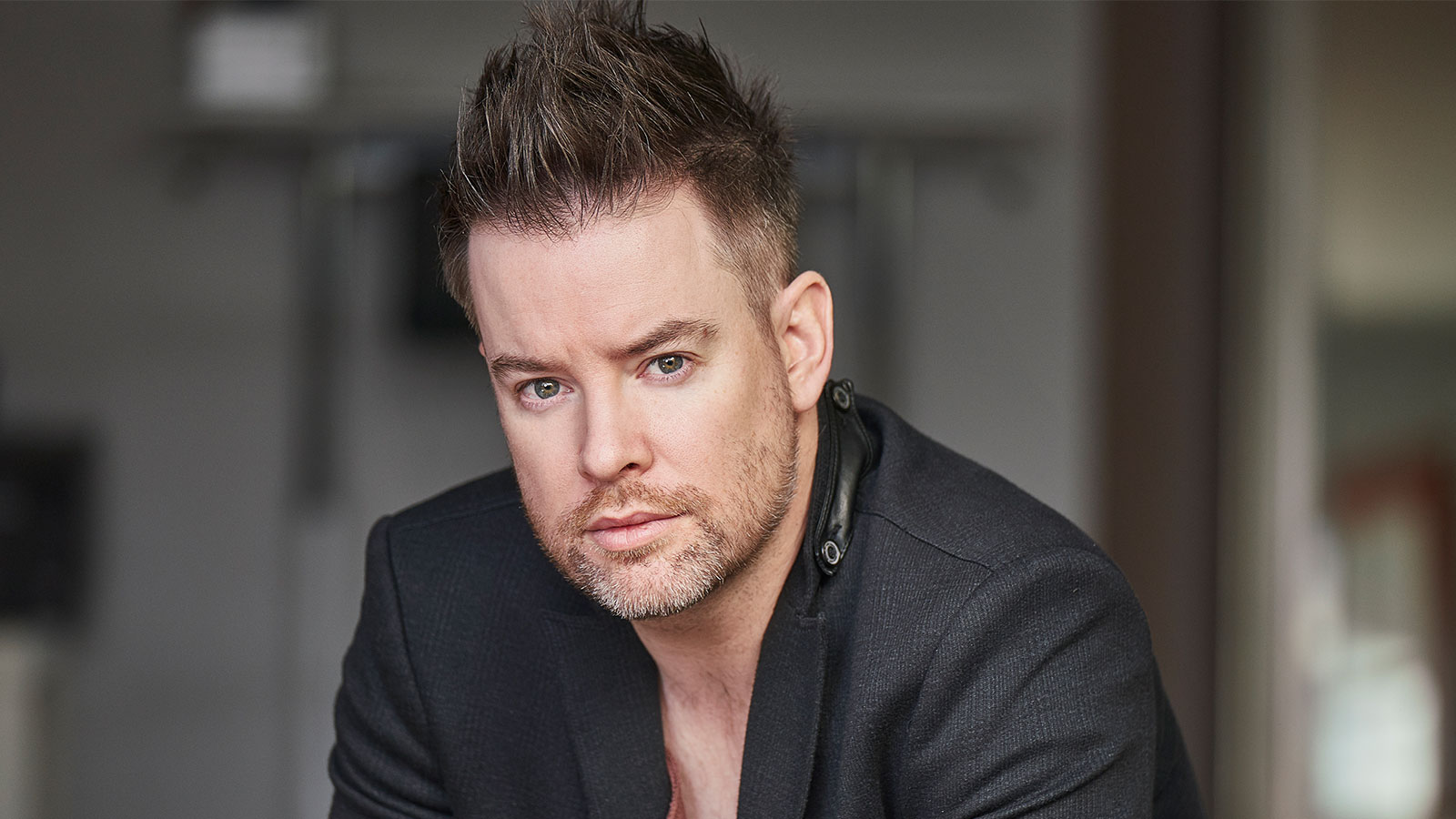 David Cook Holds A Mirror To The World With ‘The Looking Glass’ EP ...